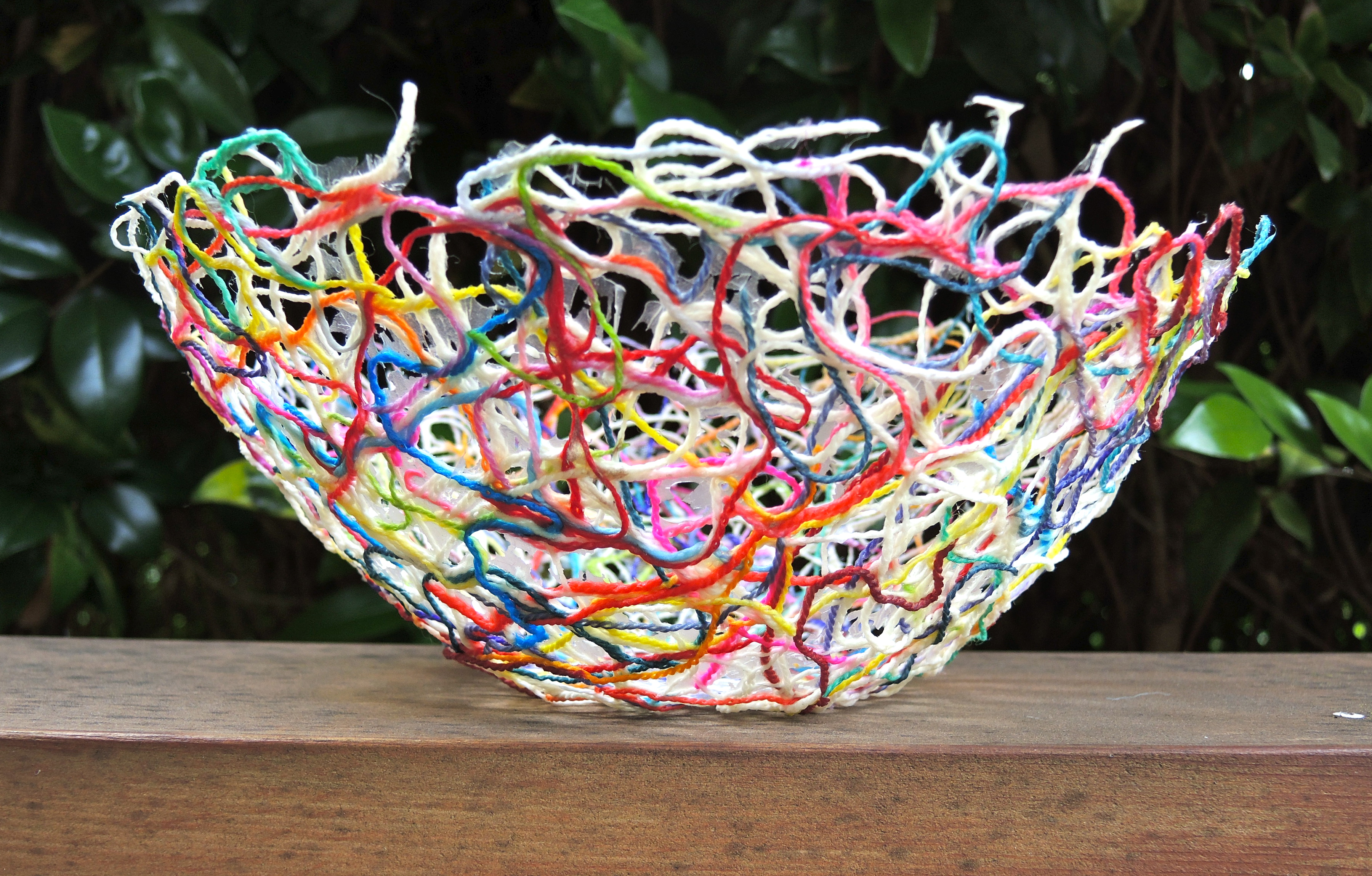 How To Make DIY Balloon Bowls For Easter Decorations 